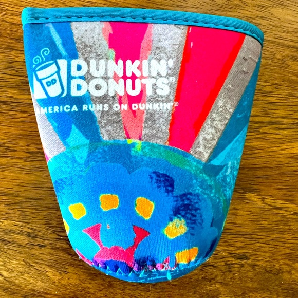 Dunkin Donuts | Kitchen | Dunkin Donuts Iced Coffee Sleeve | Poshmark